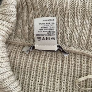 American Rag | Sweaters | American Rag Cie Knit Sweater Oatmeal Tan ...